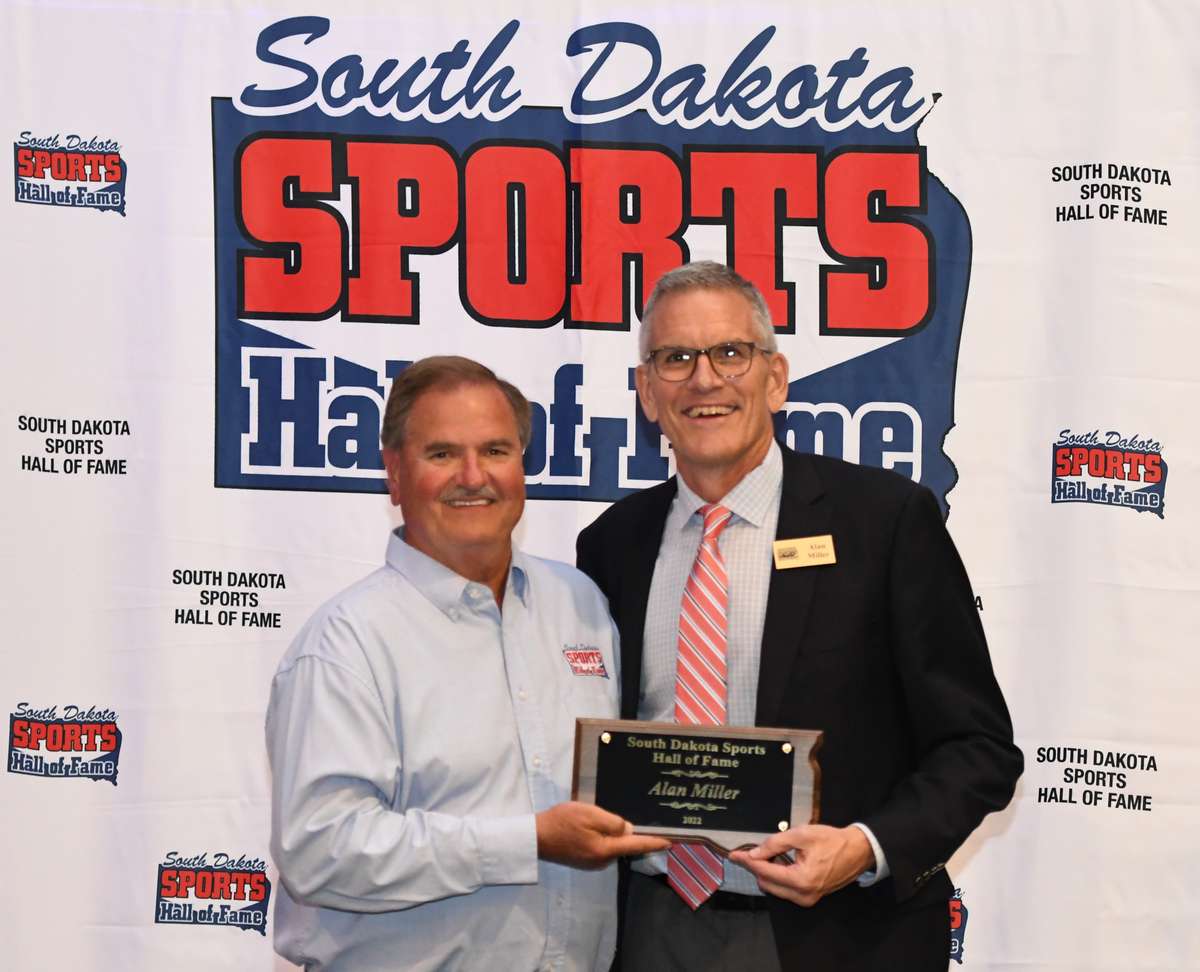 South Dakota Sports Hall of Fame - 2022 Banquet Photos Gallery Photo 1520